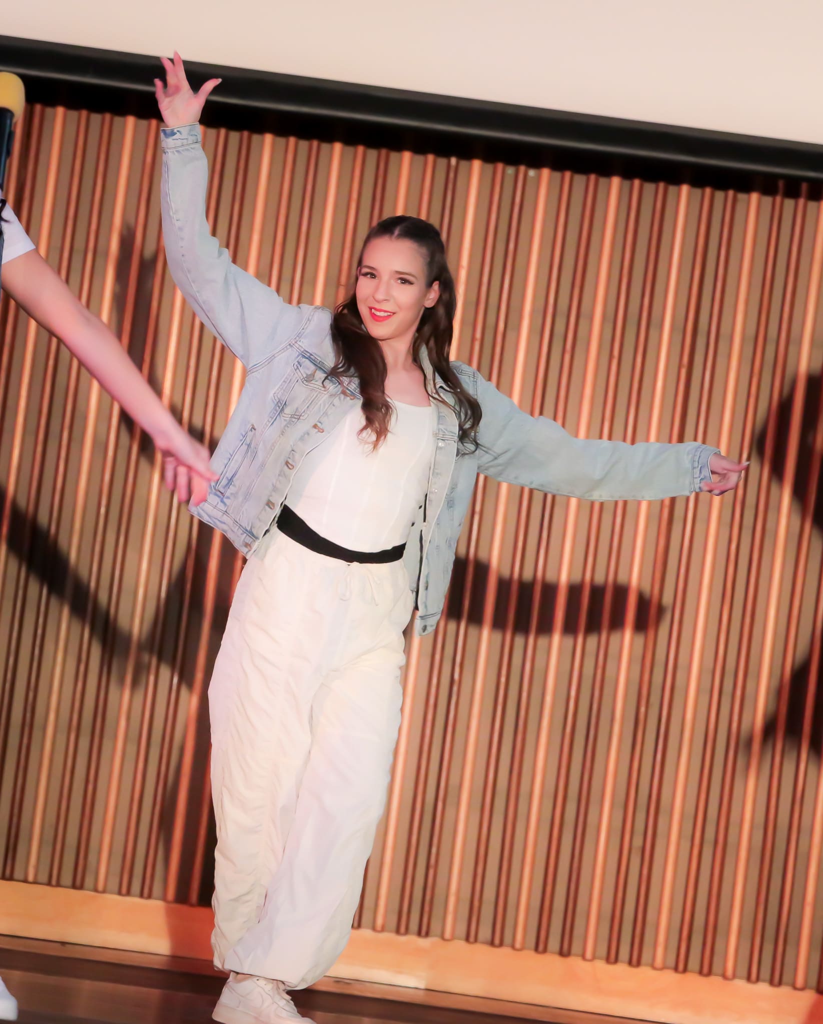 Jess Deathridge - Featured Troupe Member